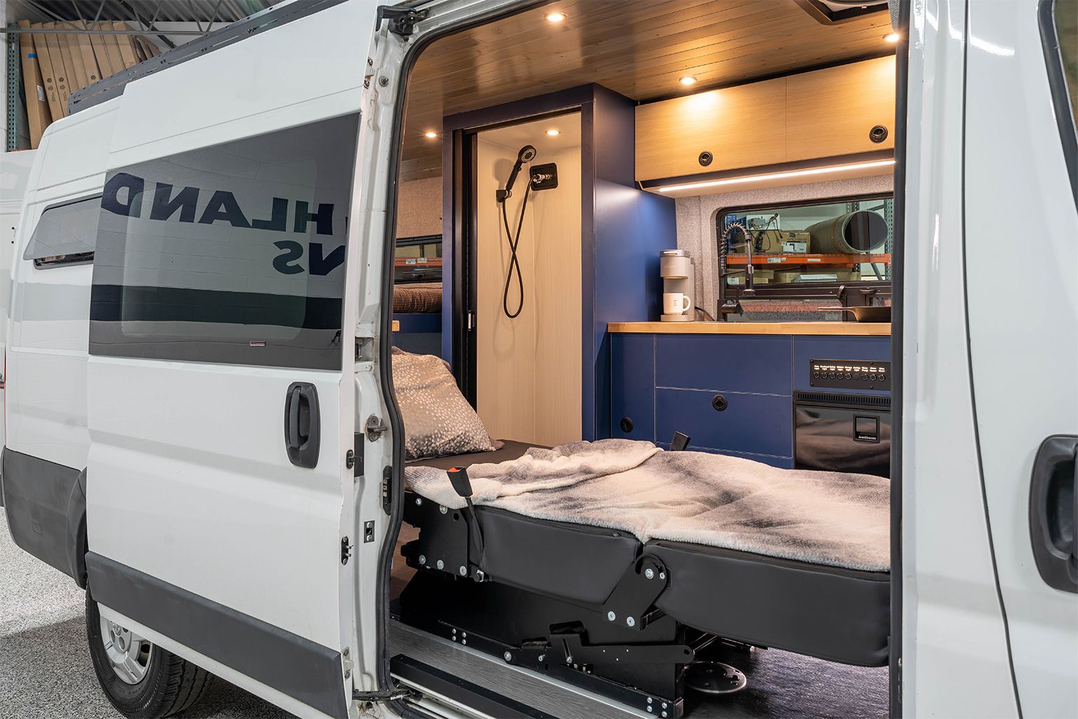 Rainier - Highland Vans